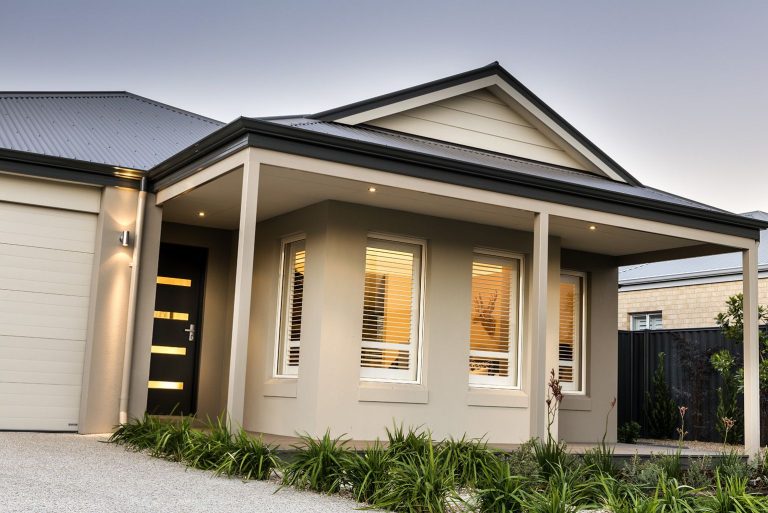 14 Trending Modern Exterior House Colors to Try - Northern Feeling
