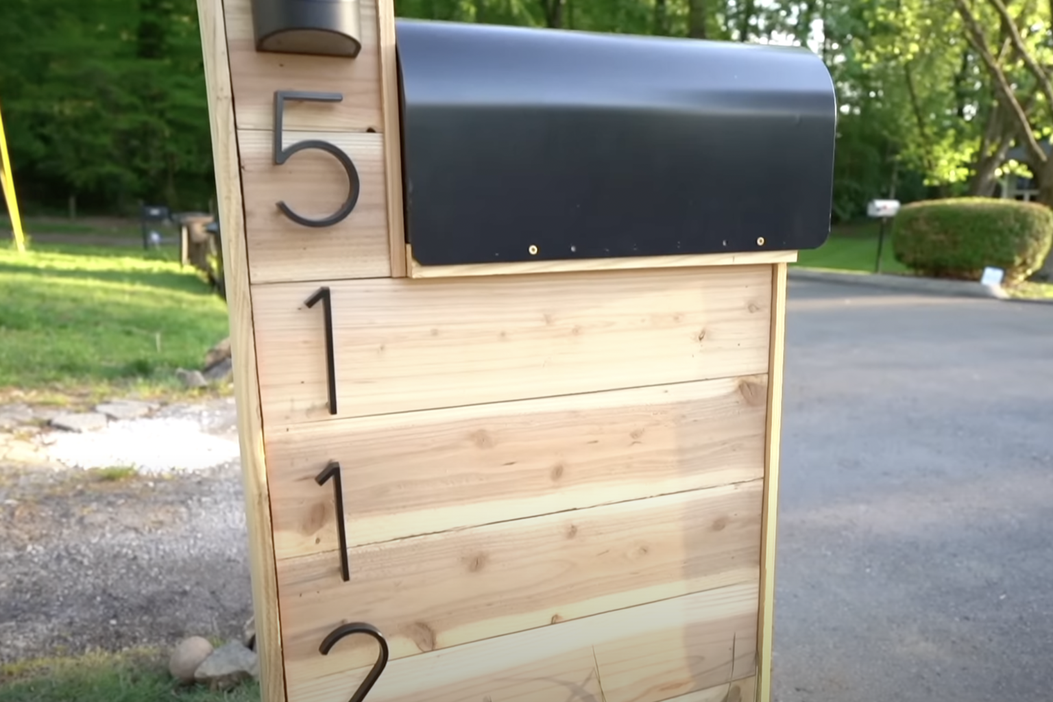 20 Creative Homemade DIY Mailbox Ideas with Guide - Northern Feeling