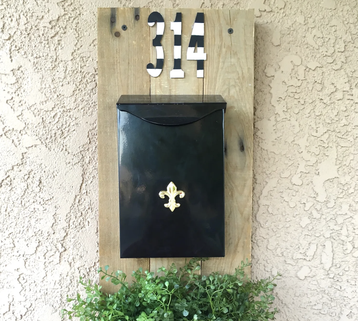 20 Creative Homemade DIY Mailbox Ideas with Guide - Northern Feeling