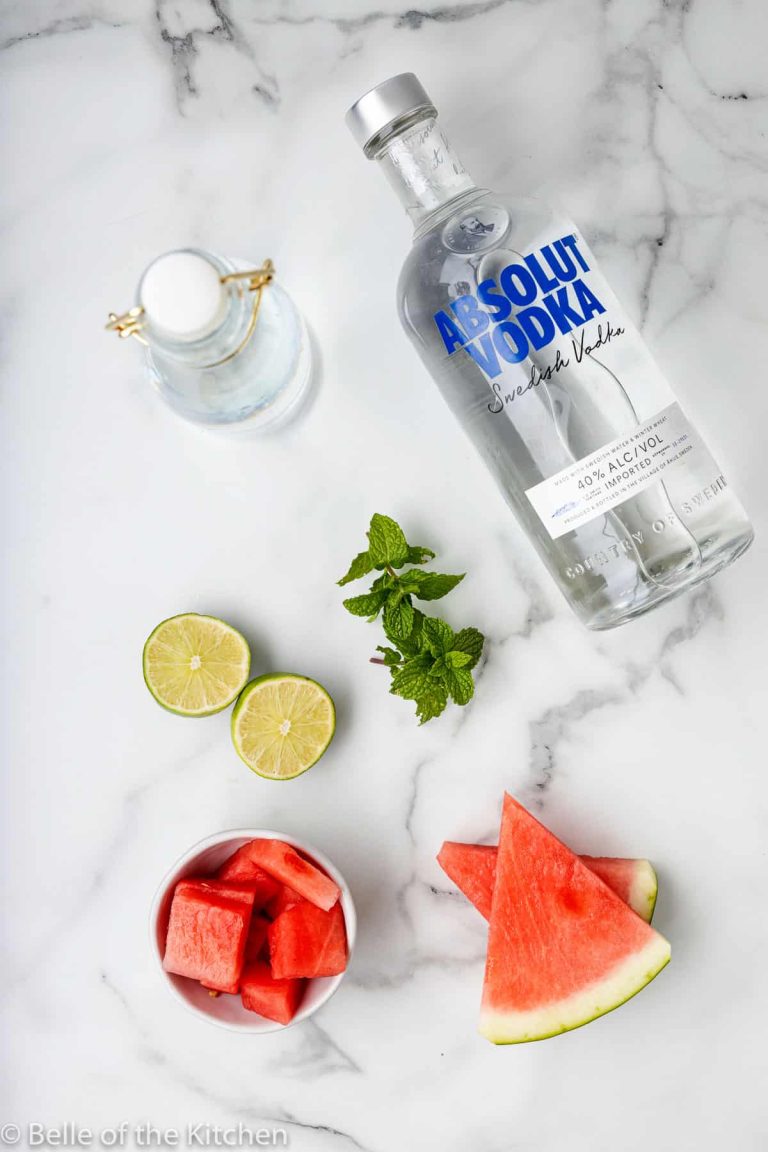 Recipe: Sparkling Watermelon Mint Vodka Cocktail - Northern Feeling