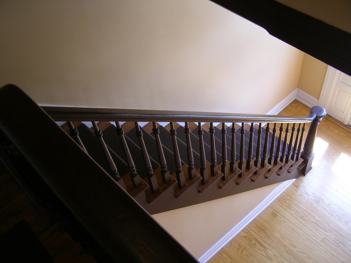 15 Budget-Friendly Stair Covering Ideas for Every Home - Northern Feeling